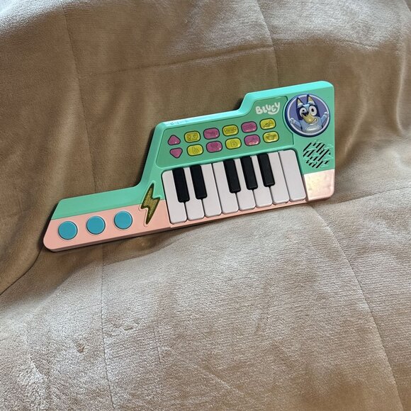 vtech | Toys | Vtech Bluey Blueys Keytar | Poshmark
